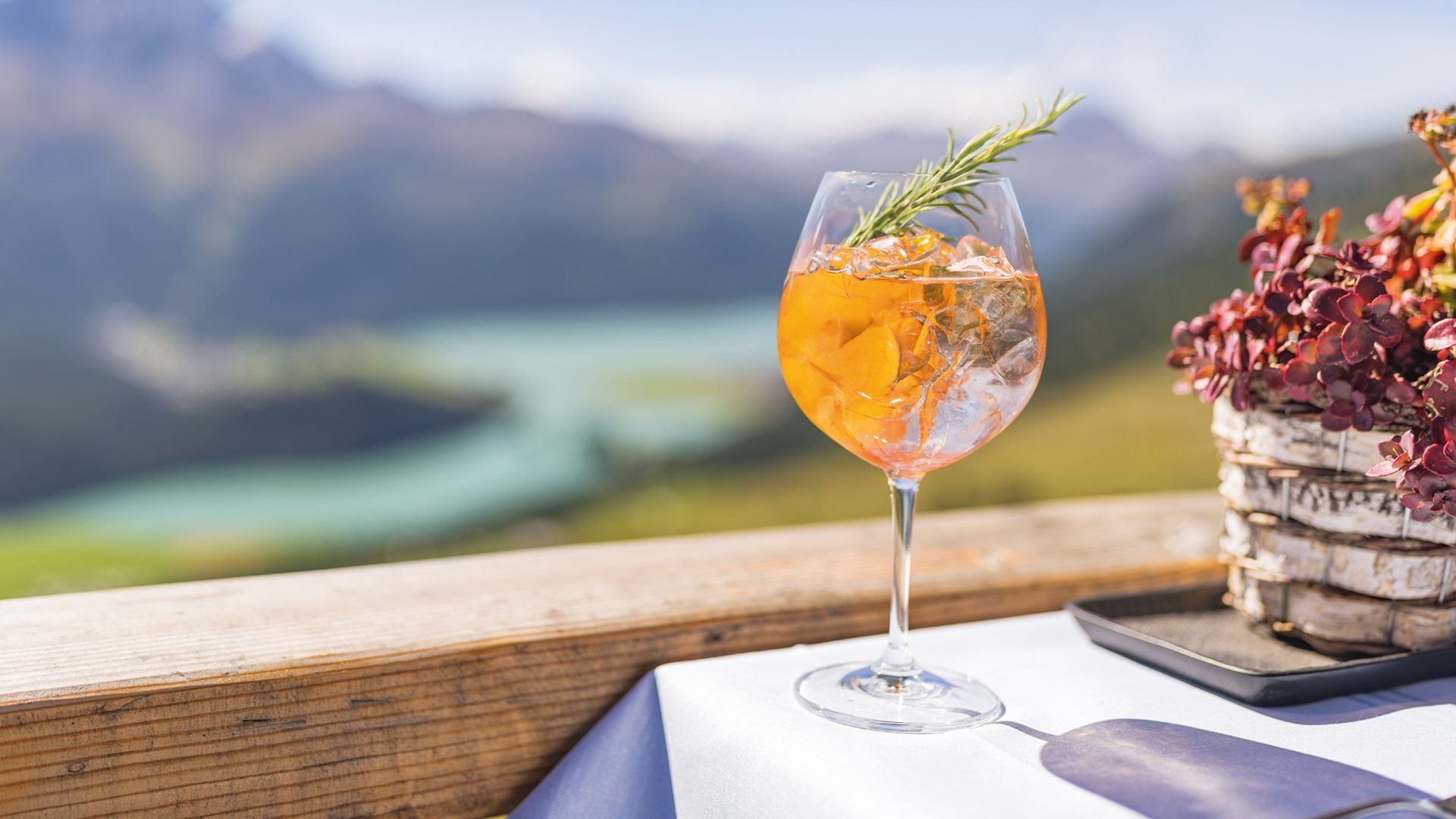 How luxury hospitality brands build meaning plus experience | ILHA